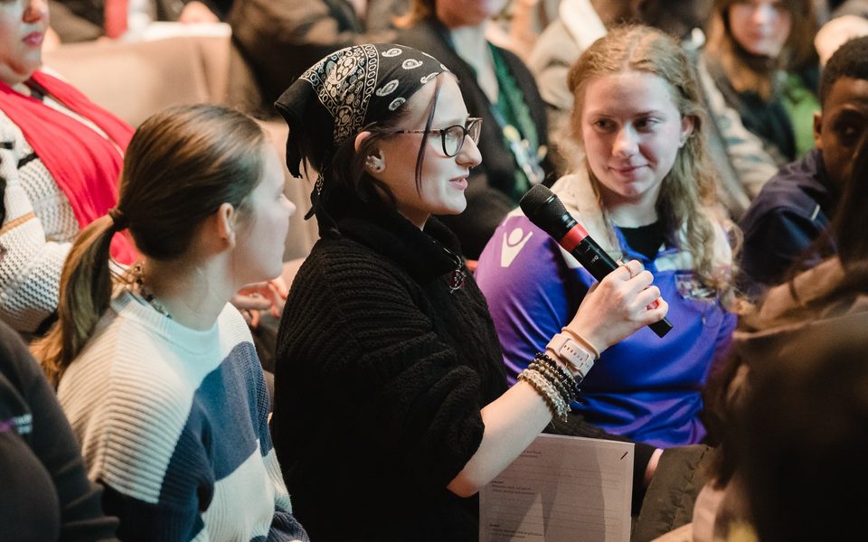 National Theatre expands its support for schools | National Theatre