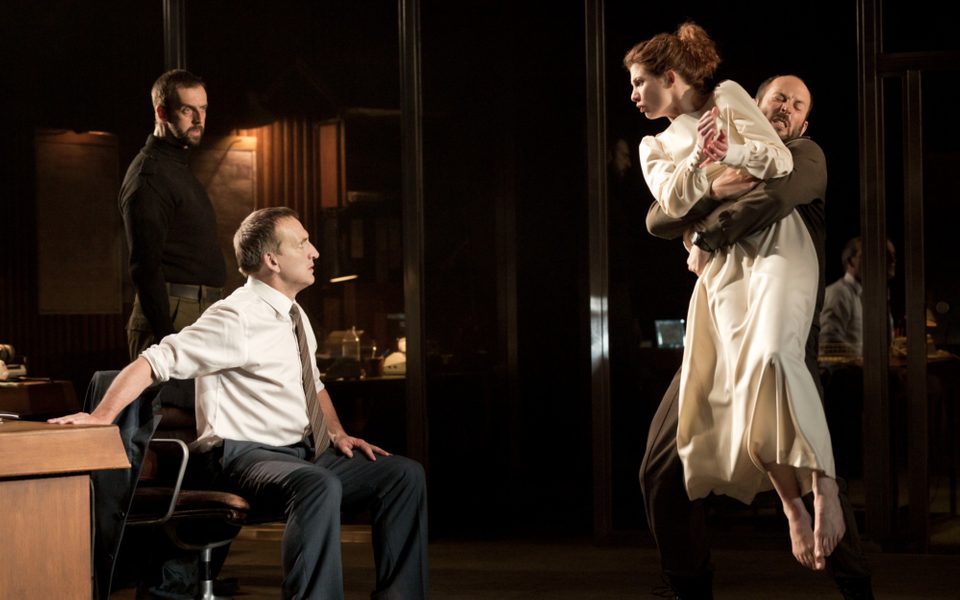 Teacher resources | National Theatre