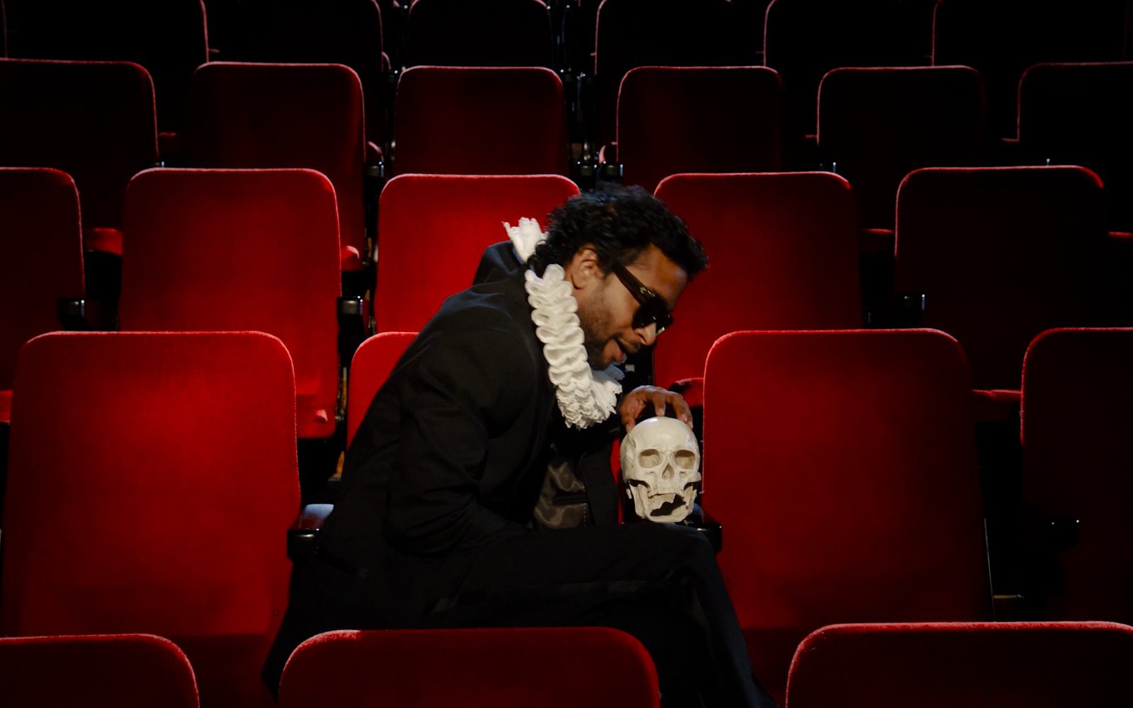 Hamlet | National Theatre