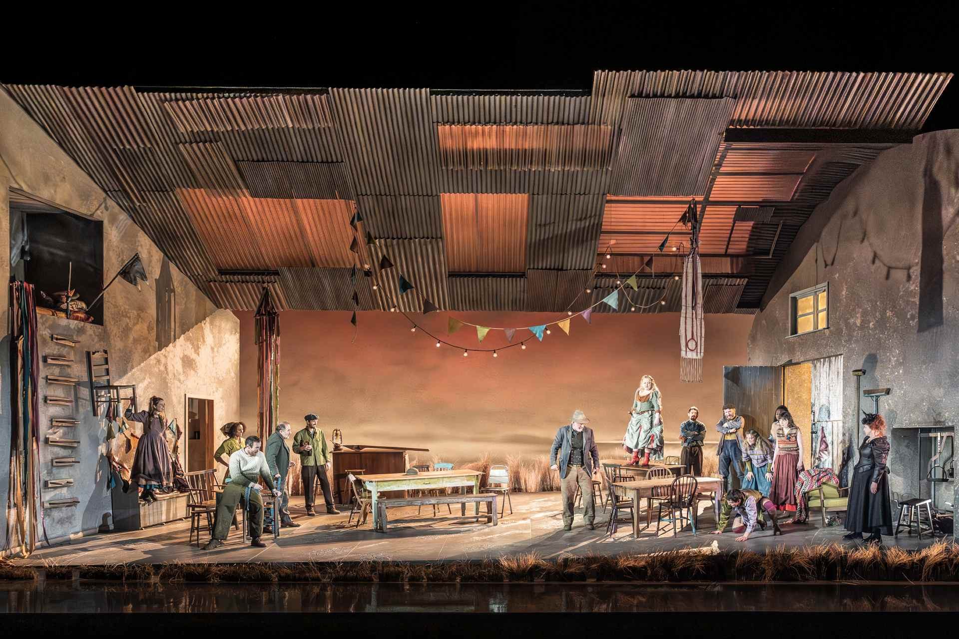 The Playboy of the Western World | National Theatre