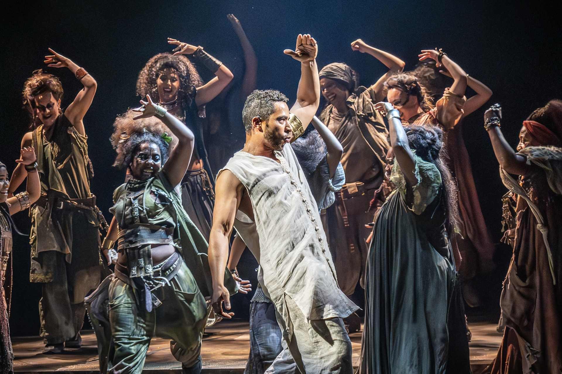 Bacchae | National Theatre